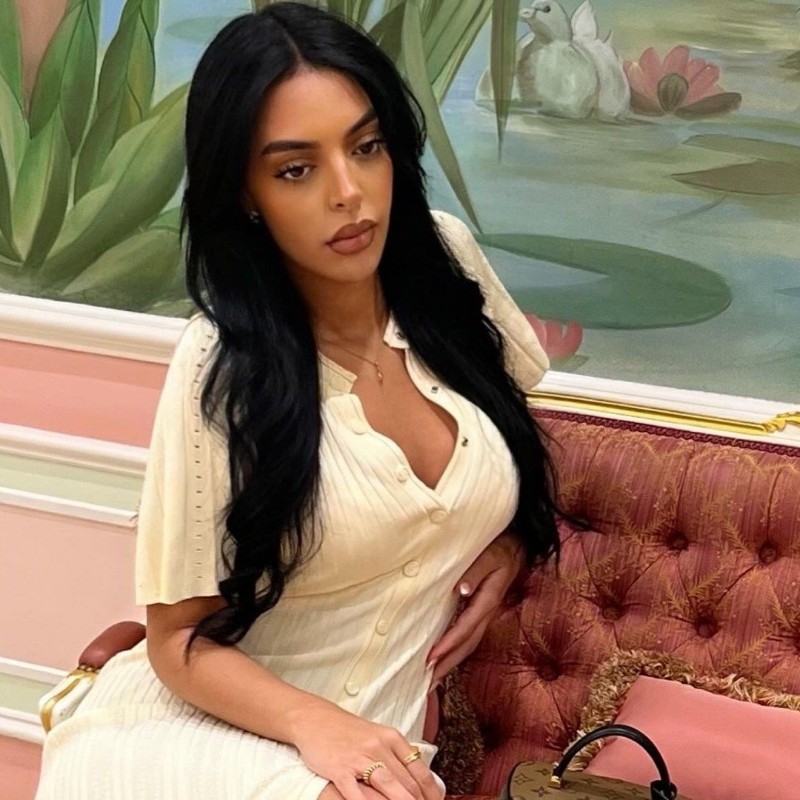 Sara 🤎 (@ssj-26) | Snapchat Stories, Spotlight & Lenses