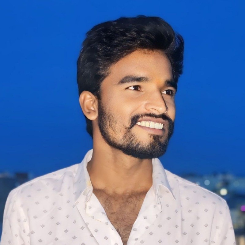 𝑆𝒉𝑖𝑣𝑎_𝑠𝑚𝑖𝑙𝑒𝑦 (@ssmiley9562) | Snapchat Stories, Spotlight & Lenses