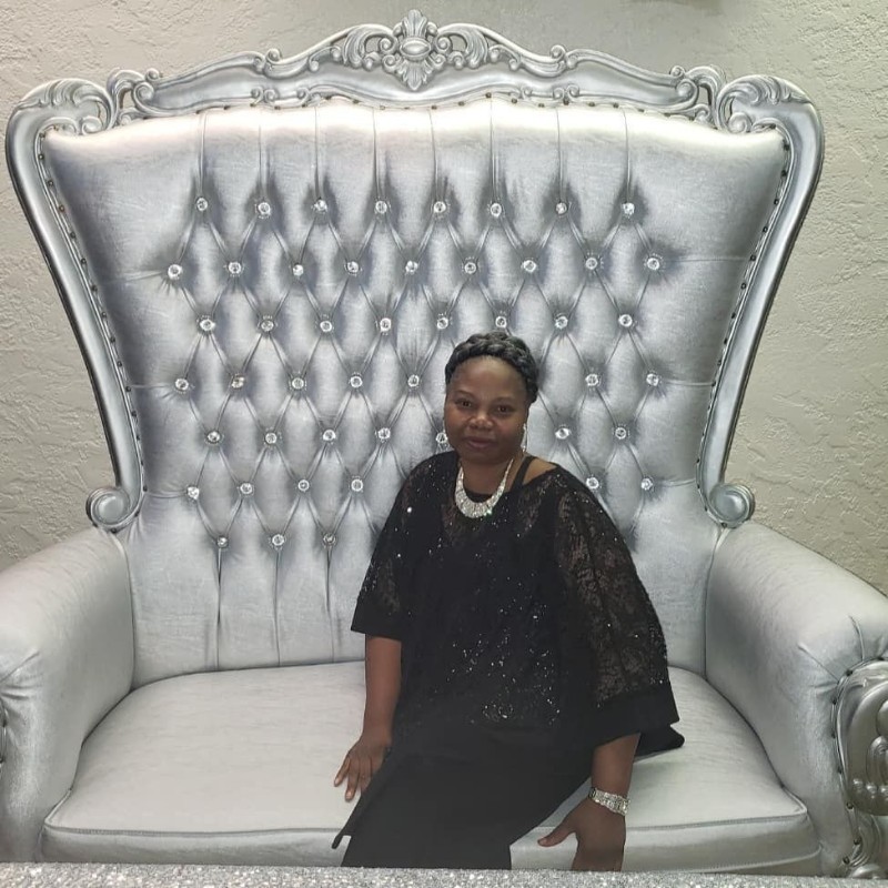 Rosemary Perry(@steammocha) | เรื่องราว Snapchat ตลอดจน Spotlight และเลนส์