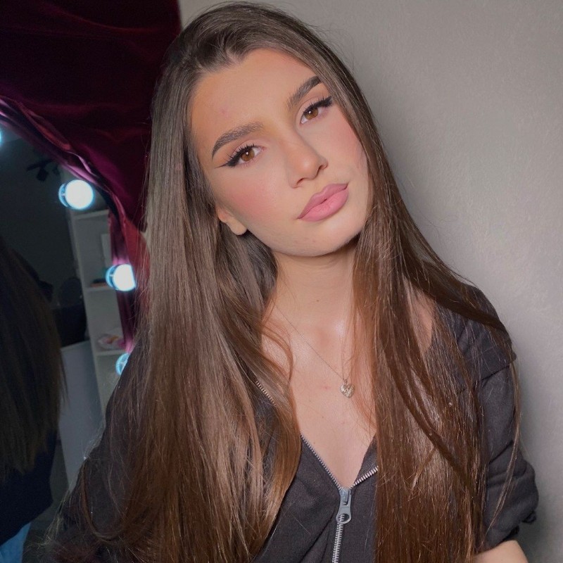 stefi🧸(@stefania-carlaa) | เรื่องราว Snapchat ตลอดจน Spotlight และเลนส์