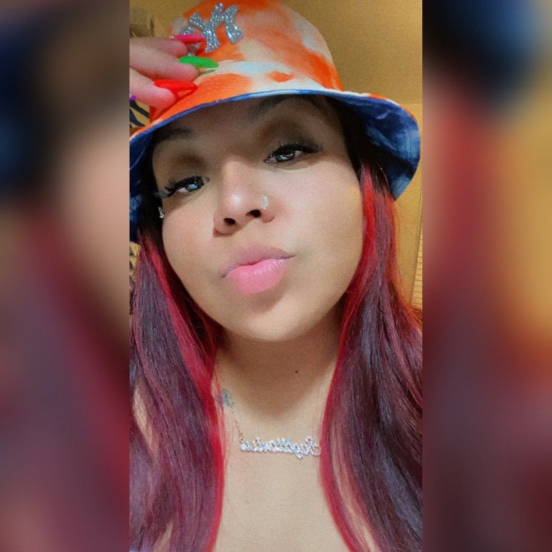 Stephany Dee Stephanydee Snapchat Stories Spotlight And Lenses