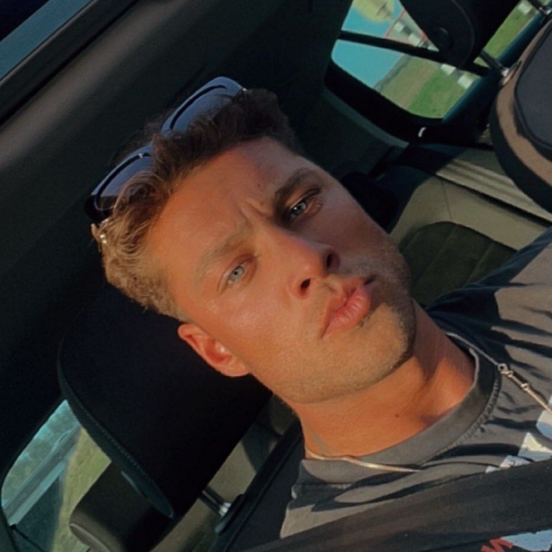 Robin Sterk (@sterkrobin) | Snapchat Stories, Spotlight & Lenses