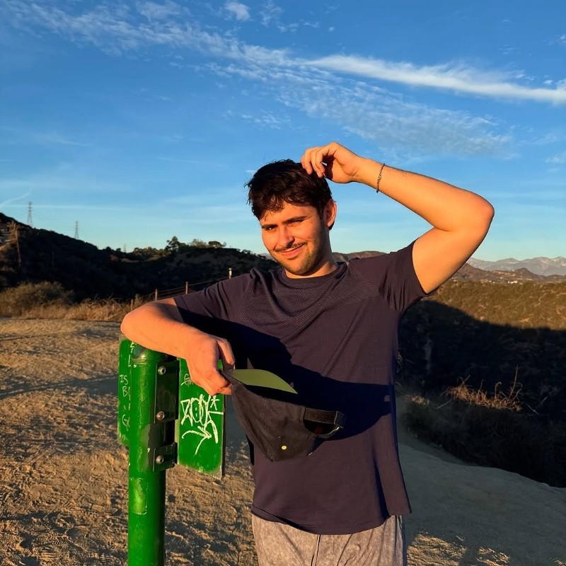 Stinky Asher (@stinkyasher4) | Snapchat Stories, Spotlight & Lenses