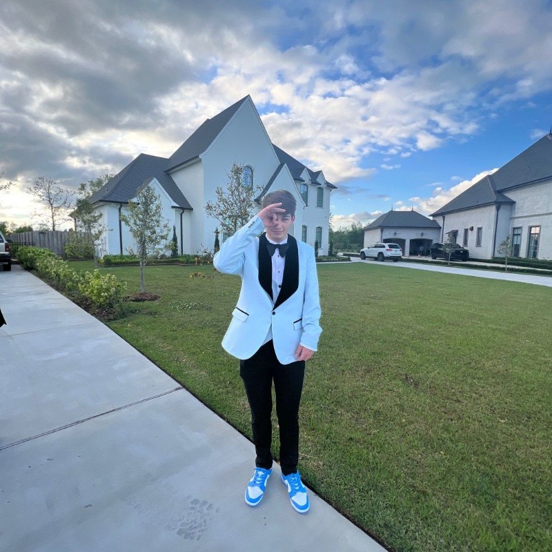 Stone Entrekin (@stone_entrekin0) | Snapchat Stories, Spotlight & Lenses