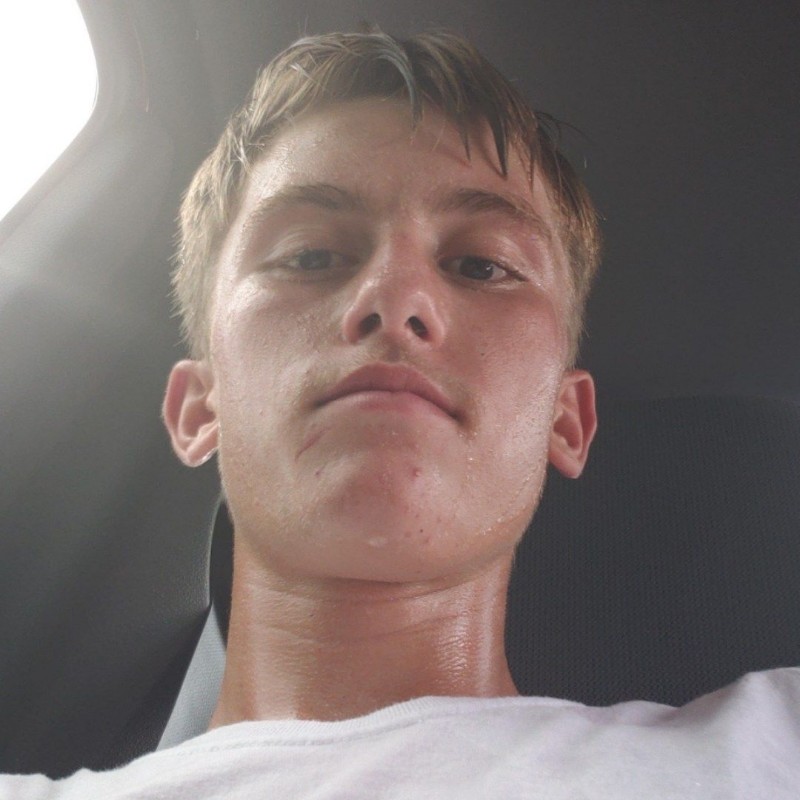 Christian Stoneking (@stoneykings) | Snapchat Stories, Spotlight & Lenses