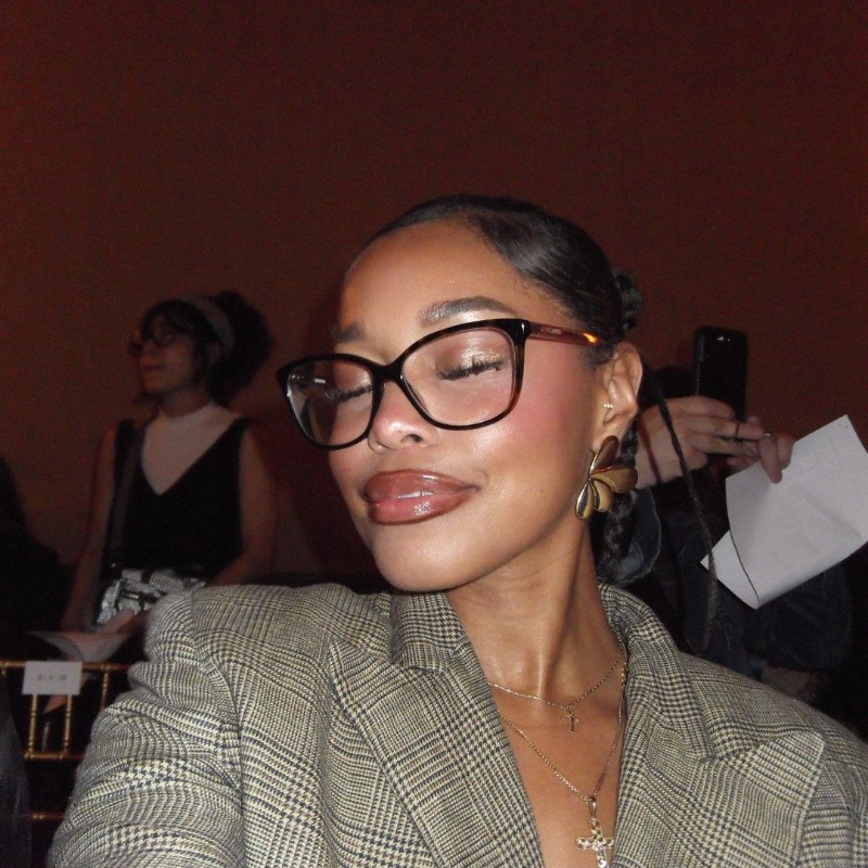 Tyra (@stylebytyra) | Snapchat Stories, Spotlight & Lenses