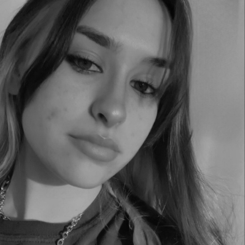 Lila Miller (@sugmabenis) | Snapchat Stories, Spotlight & Lenses