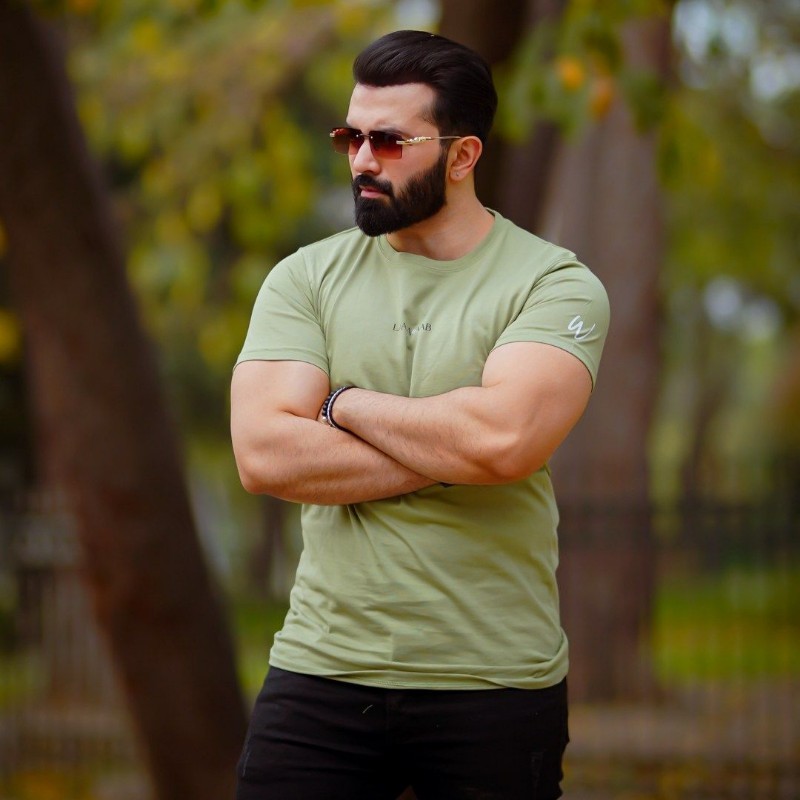 sUmAiR kHaN (@sumair_khan1) | Snapchat Stories, Spotlight & Lenses