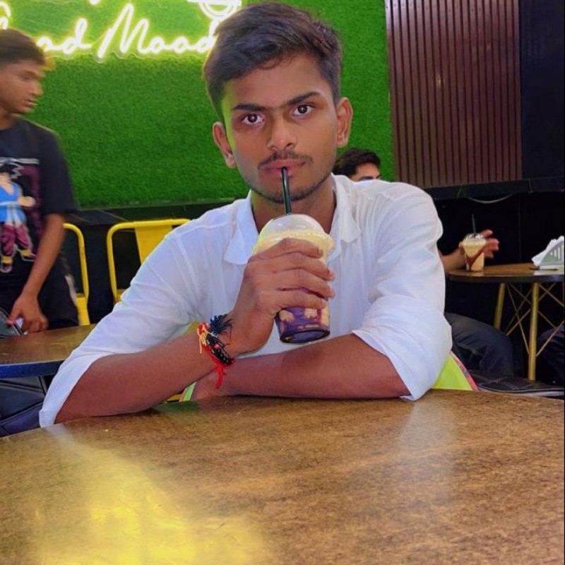 Sumit Yadav (@sumit_y256565) | Snapchat Stories, Spotlight & Lenses