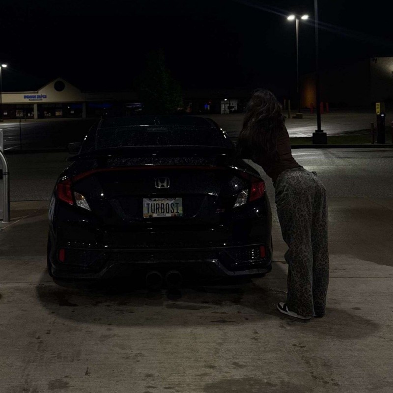 Rae 🍒🐆🎱🥂🪩 (@summer-rios) | Snapchat Stories, Spotlight & Lenses