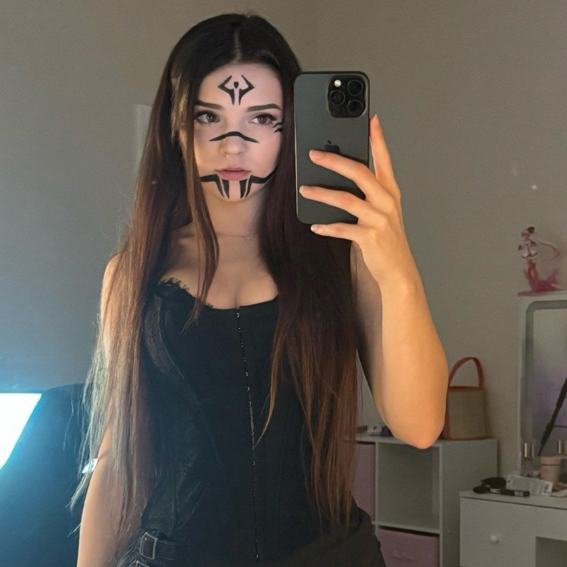 Summer Iris (@summerxxiris) | Snapchat Stories, Spotlight & Lenses