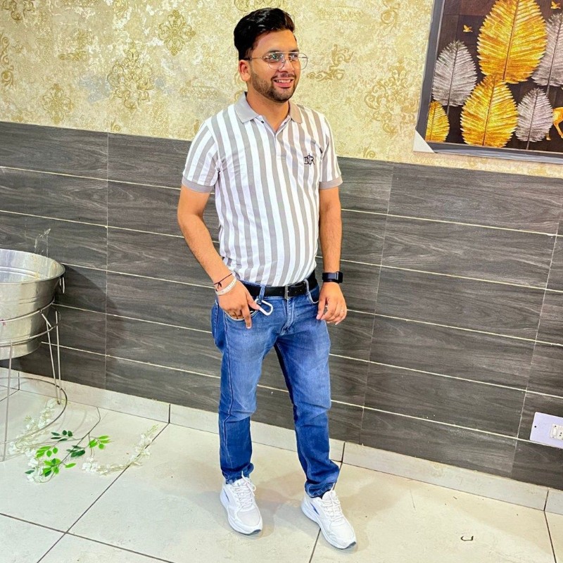 Sunny Bains (@sunnybains48) | Snapchat Stories, Spotlight & Lenses