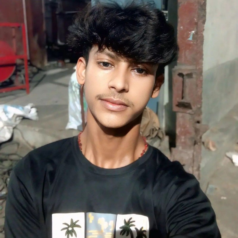 surov Bacher (@surovbacher) | Snapchat Stories, Spotlight & Lenses