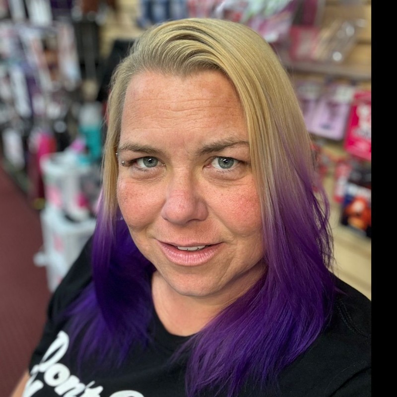 Susan Whiting (@susansplayhouse) | Snapchat Verhalen, Spotlight en Lenzen