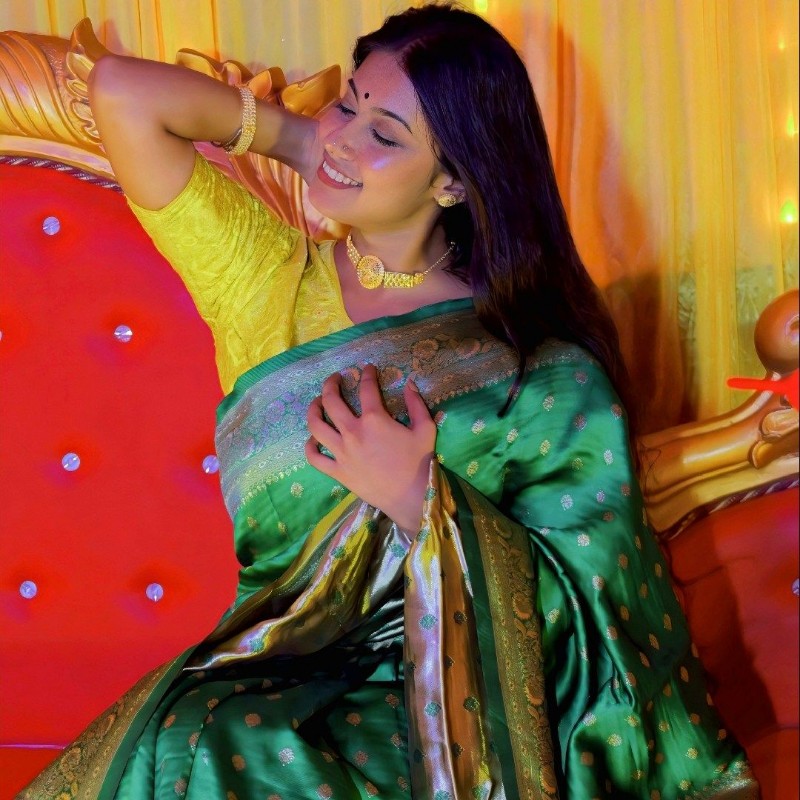 𝙎𝙪𝙨-𝙝𝙢𝙞-𝙩𝙖___ (@sushmitad202965) | Snapchat Stories, Spotlight & Lenses