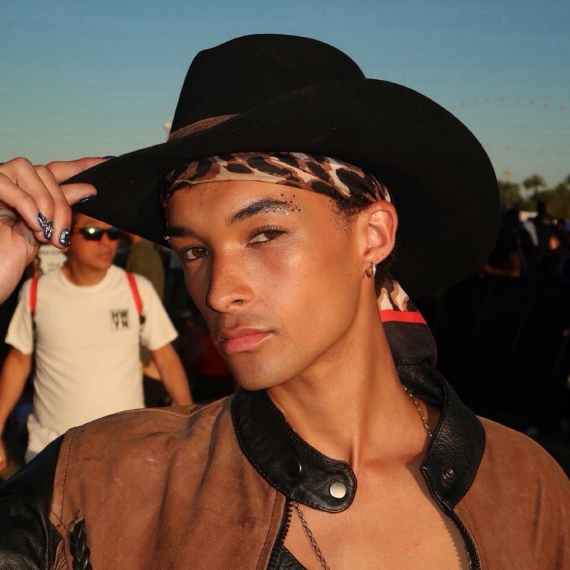 Ashton Ray (@swagmoneyashray) | Snapchat Stories, Spotlight & Lenses