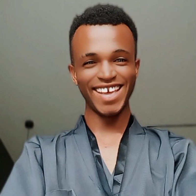Swtee Charles (@swteecharles) | Snapchat Stories, Spotlight & Lenses