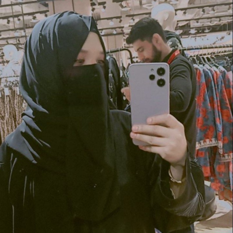 Syeda Amna (@syeda_a2714) | Snapchat Stories, Spotlight & Lenses