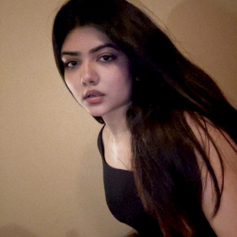 Syeda Javeria (@syedaa_javeria) | Snapchat Stories, Spotlight & Lenses