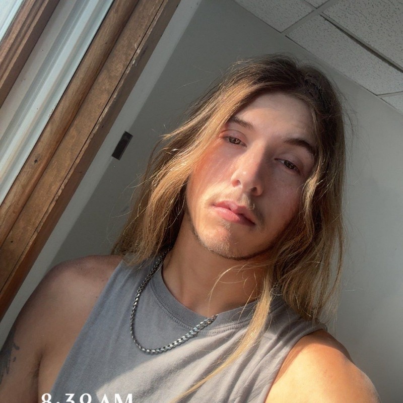 Tyler (@t417tyler) | Snapchat Stories, Spotlight & Lenses