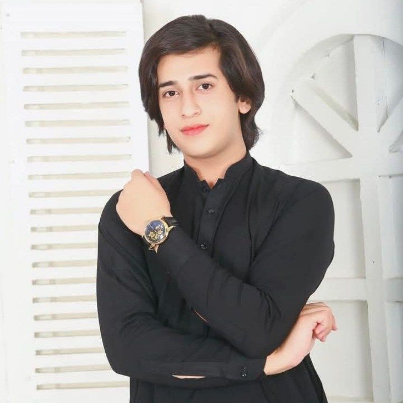 Tanveer Ahmed (@t_ahmed20251000) | Snapchat Stories, Spotlight & Lenses