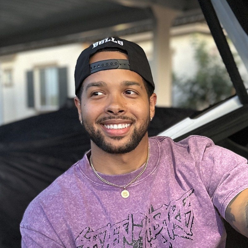 Taj (@taj_tyler) | Snapchat Stories, Spotlight & Lenses