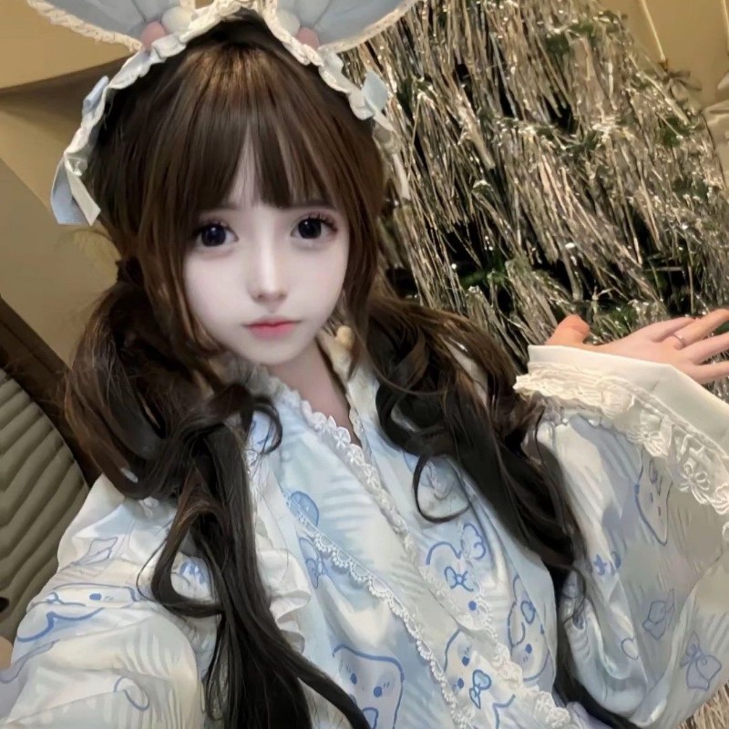 慢慢 (@tang.manman) | Snapchat Stories, Spotlight & Lenses