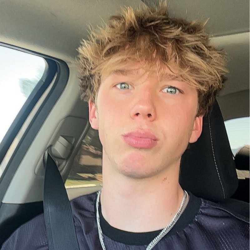 Tanner Wells (@tanner_wellz5) | Snapchat Stories, Spotlight & Lenses