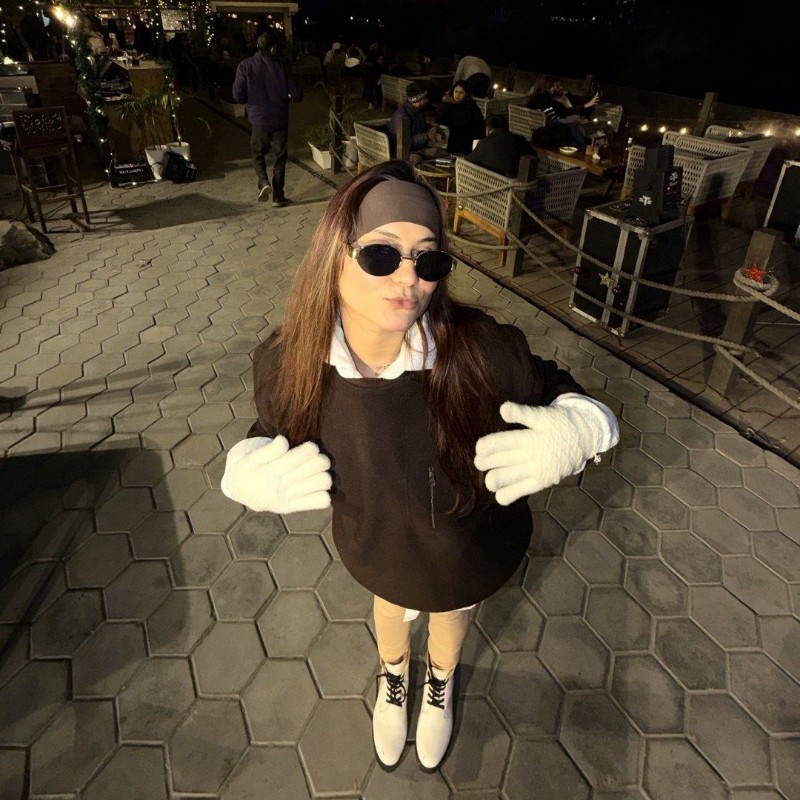 Tanvi 🧋 (@tanvi-parikh) | Snapchat Stories, Spotlight & Lenses