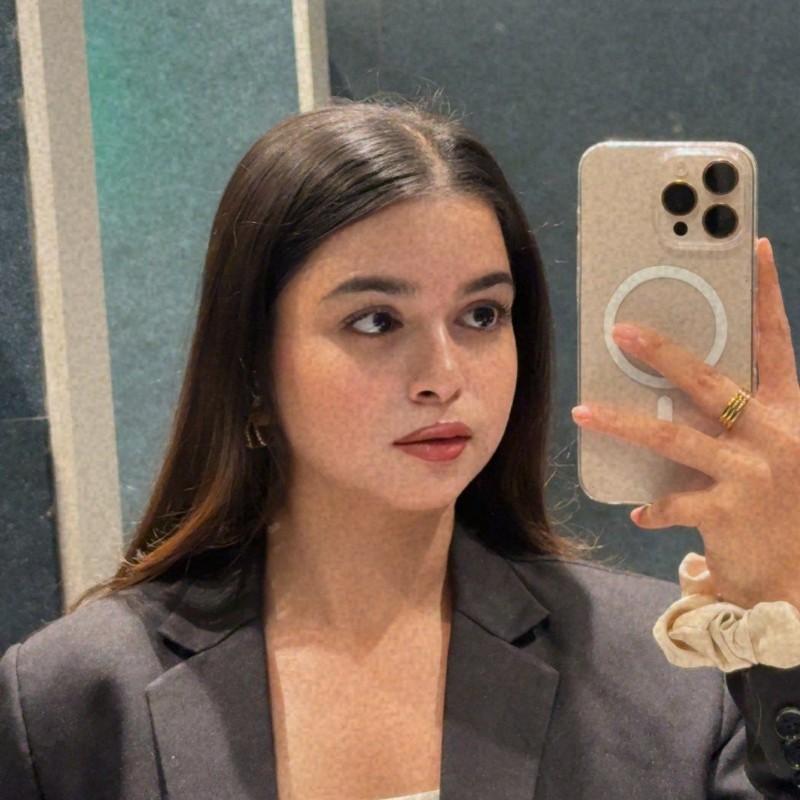 Tanu Tiwari (@tanzzt1) | Snapchat Stories, Spotlight & Lenses