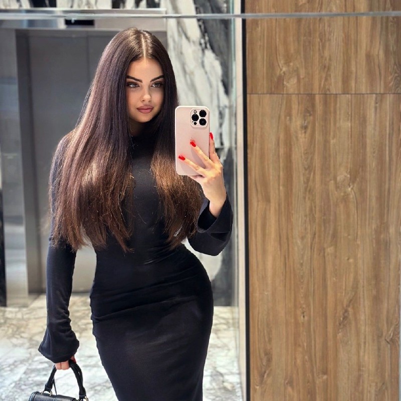 🇱🇧Tara Keral🇺🇦 (@tarakeral) | Snapchat Stories, Spotlight & Lenses