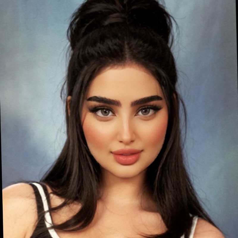 تـرفـــه 🇶🇦 (@tarfa.diaries) | Snapchat Stories, Spotlight & Lenses