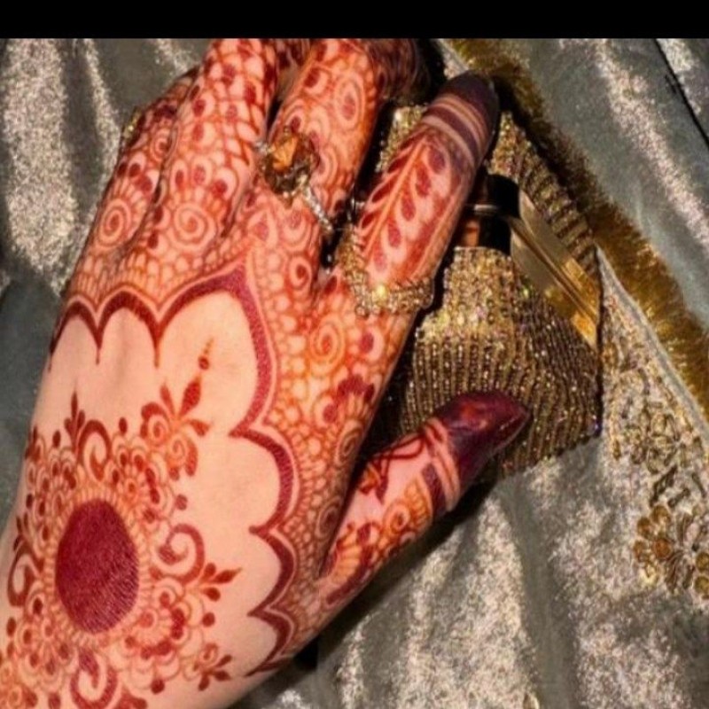 Tuba Sheikh (@tasinatasima) | Snapchat Stories, Spotlight & Lenses