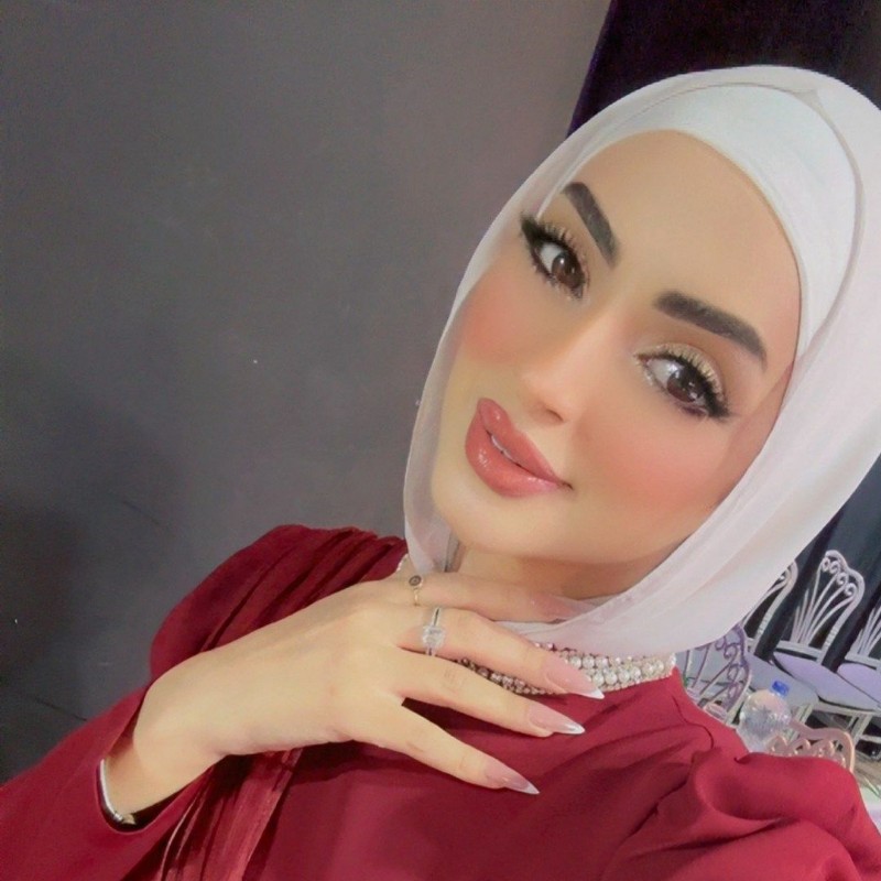 Tasneem Makeup Artist (@tasneemmart25) | Snapchat Stories, Spotlight ...