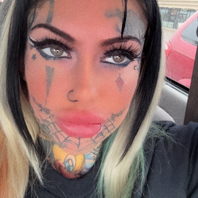Tat2 Barbie (@tat2barbiee) | Snapchat Stories, Spotlight & Lenses