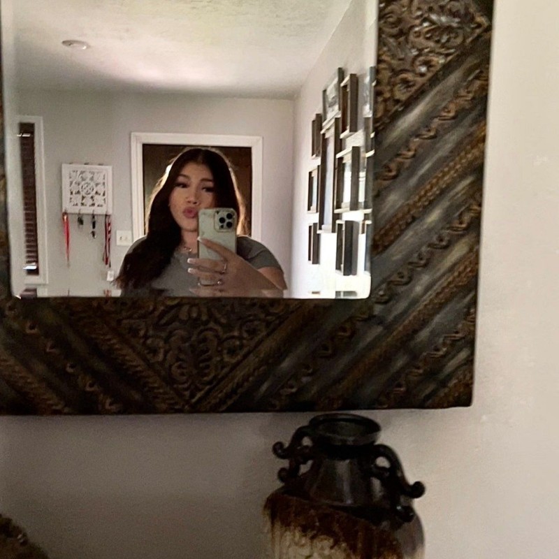 Taylor Leal (@tayloralyssss) | Snapchat Stories, Spotlight and Lenses