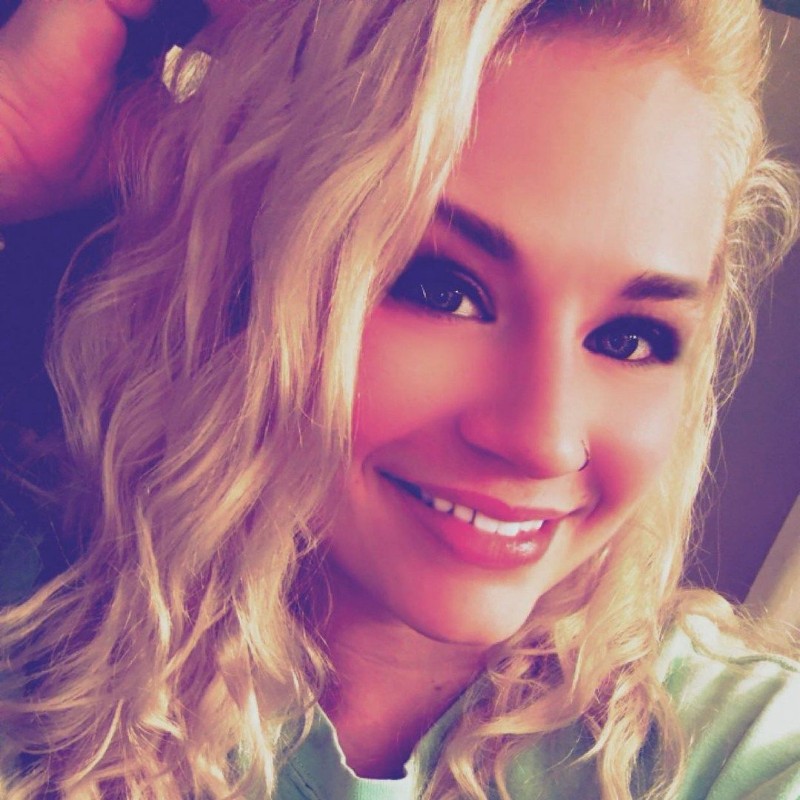 Taylor Shantel (@taylorshantel25) | Snapchat Stories, Spotlight & Lenses