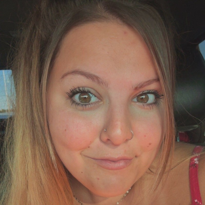 Taylor 🤘🏻🤘🏻 (@tayy_ann9) | Snapchat Stories, Spotlight & Lenses