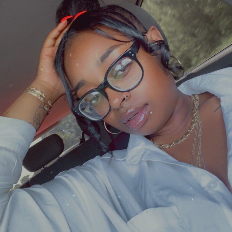 Tayy Hutt 🍷 (@tayy_hutt) | Snapchat Stories, Spotlight & Lenses Tayy Hutt 🍷 (@tayy_hutt) | Snapchat Stories, Spotlight & Lenses