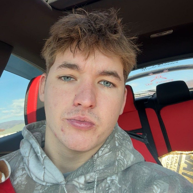 Tanner Breeden 🏀(@tdbreeden06) | เรื่องราว Snapchat ตลอดจน Spotlight ...