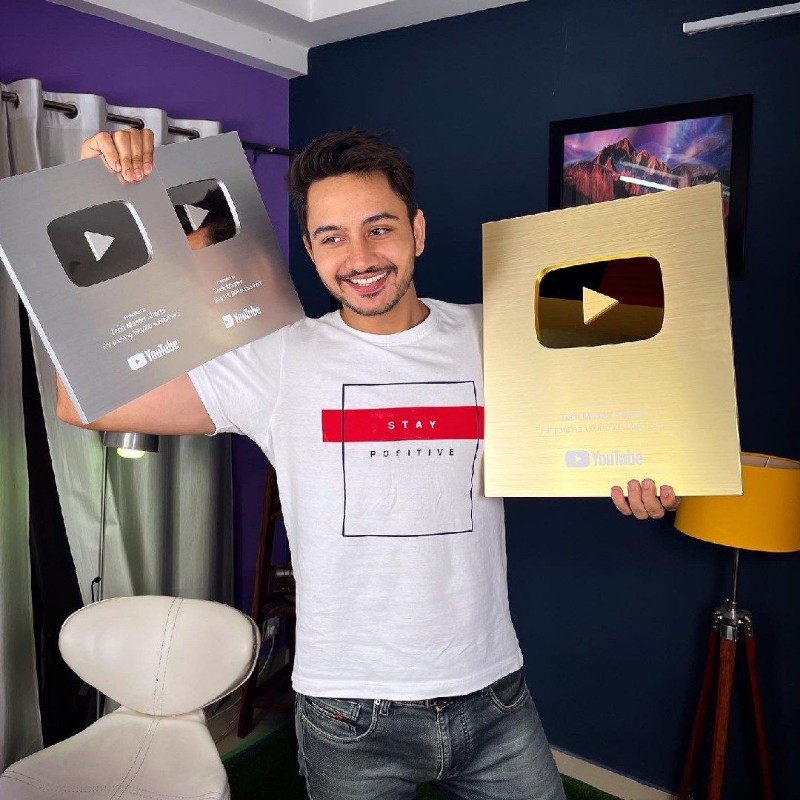 Arvind Kharra (@techmastershort) | Snapchat Stories, Spotlight & Lenses