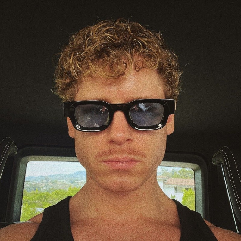 Teeqo (@teeqofaze) | Snapchat Stories, Spotlight & Lenses