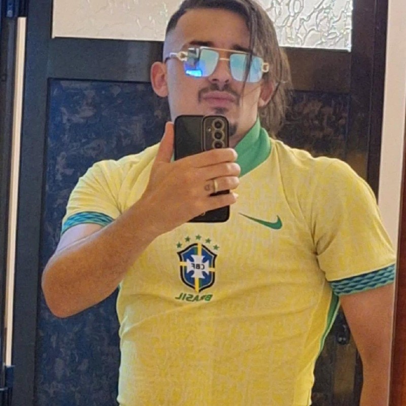 Tèh Galb (@teh_galb24) | Snapchat Stories, Spotlight & Lenses