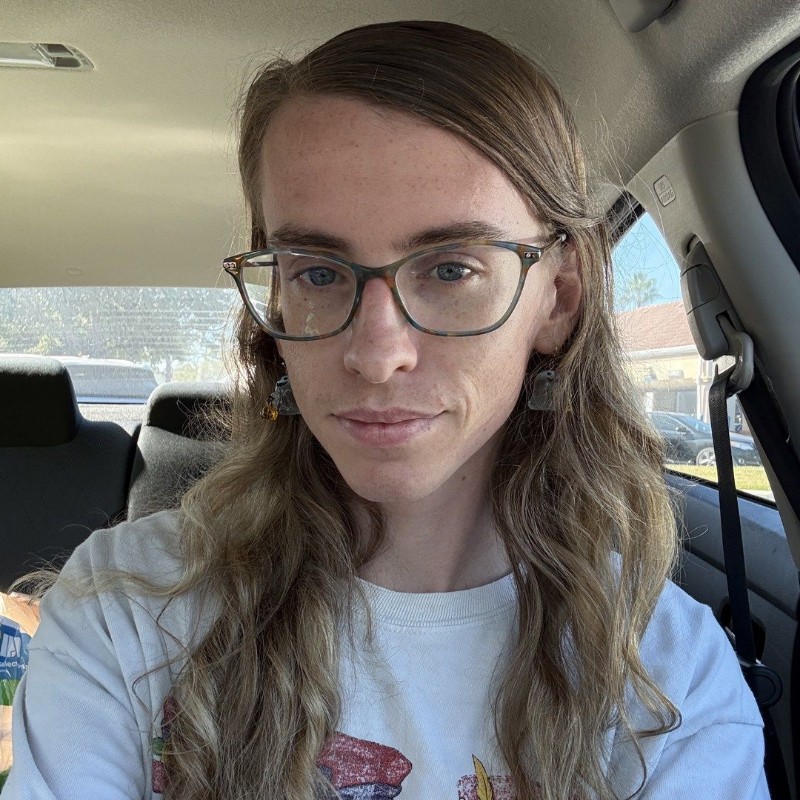 Terri 🌺 (@terri_hanner) | Snapchat Stories, Spotlight & Lenses