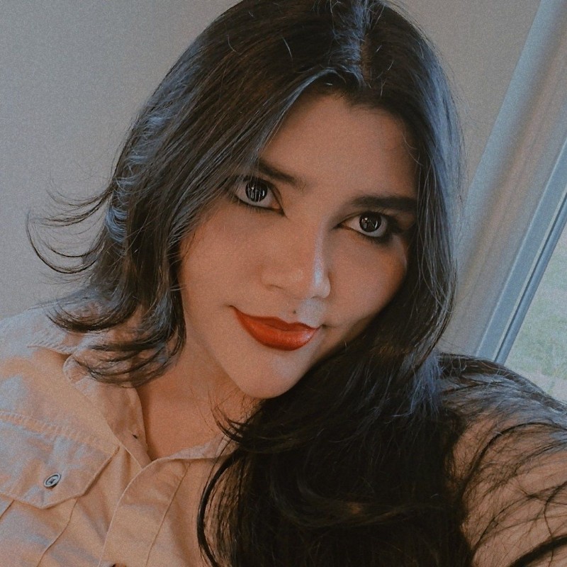 Jetzy 🌸 (@tetyoyuela) | Snapchat Stories, Spotlight & Lenses