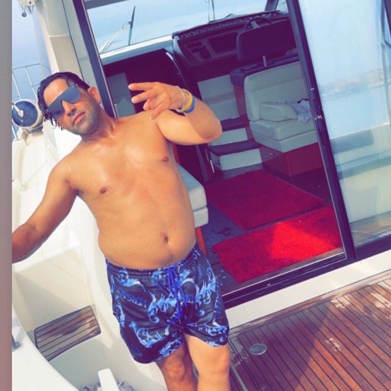 Teyara: Maradona Badro (@teyarab) | Snapchat Stories, Spotlight & Lenses