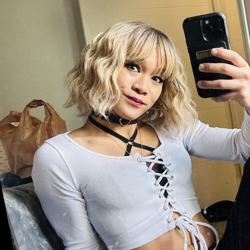 Riley (@tgirlriley) | Snapchat Stories, Spotlight & Lenses