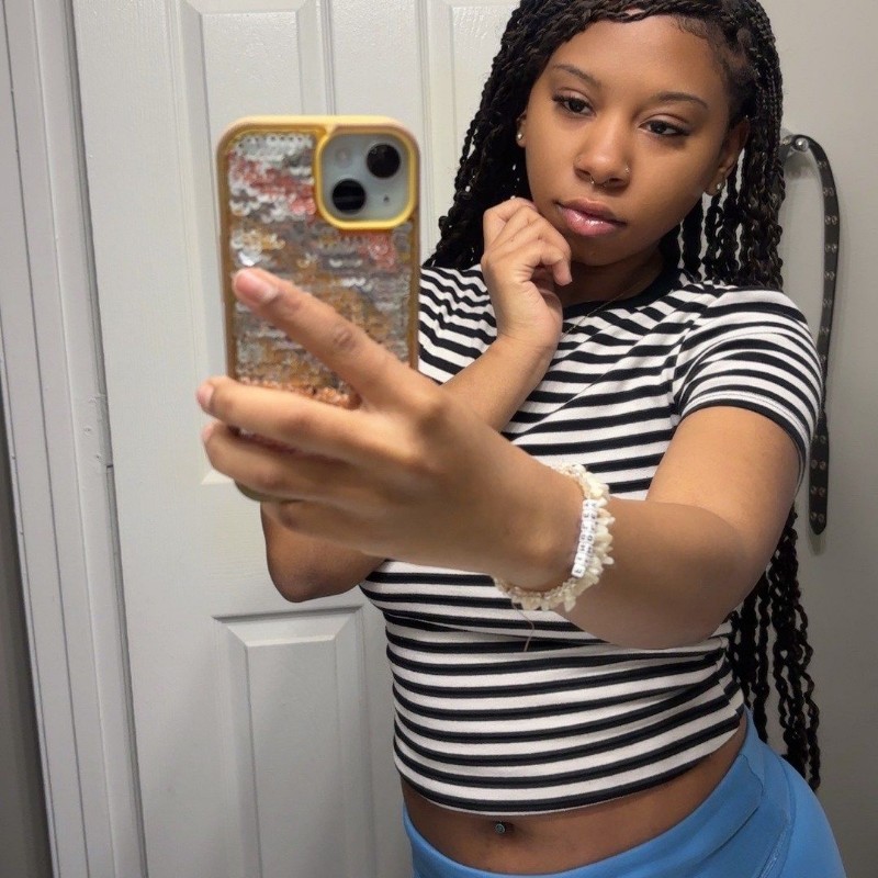thadia (@thadiae) | Snapchat Stories, Spotlight & Lenses