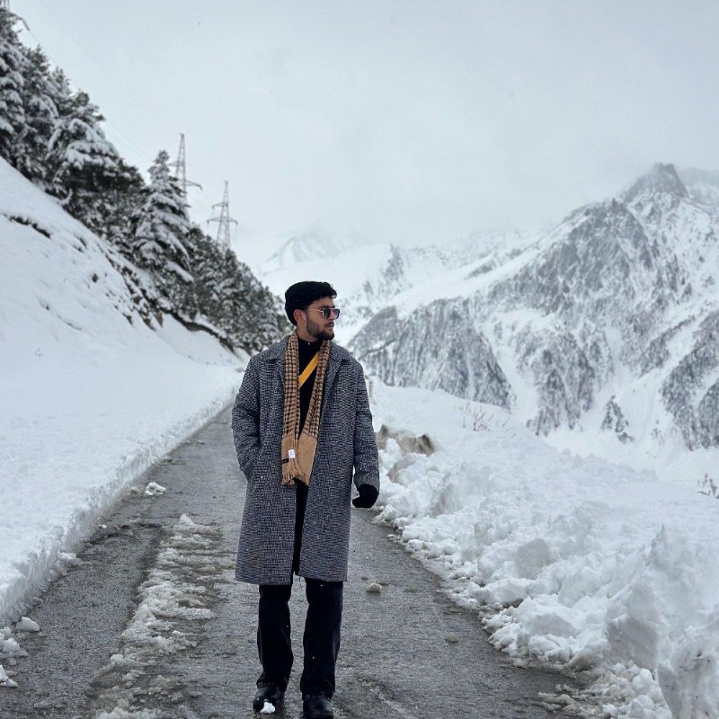 Shสd͢͢͢y (@the_mehfooz) | Snapchat Stories, Spotlight & Lenses