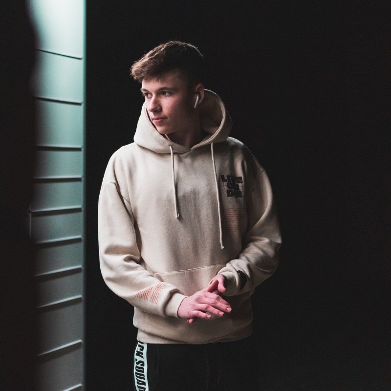 Steve Laza (@the_stepek) | Snapchat Stories, Spotlight & Lenses